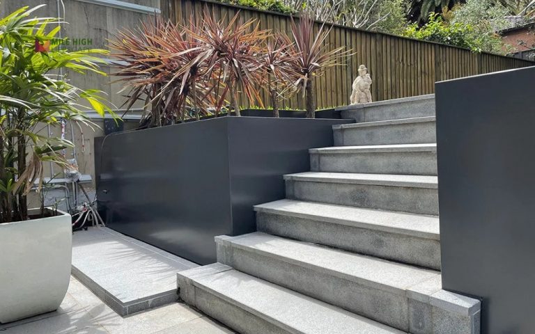 40+ Retaining Wall Ideas To Elevate Your Landscape [2025]